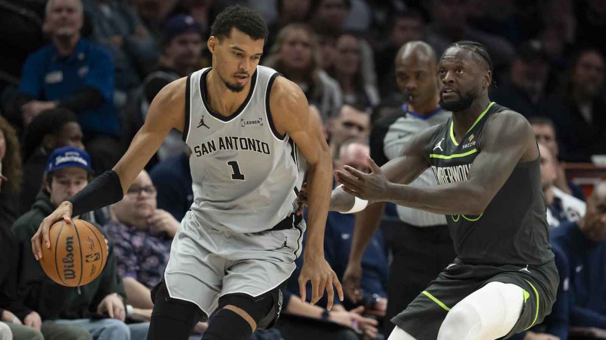 Timberwolves news: Julius Randle sends savage no-word message to Victor ...
