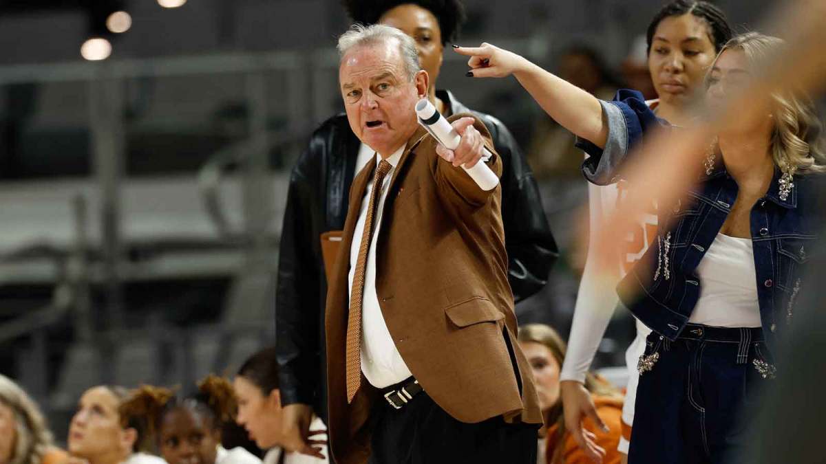 Texas women’s basketball news: Longhorns coach calls out SEC over schedule