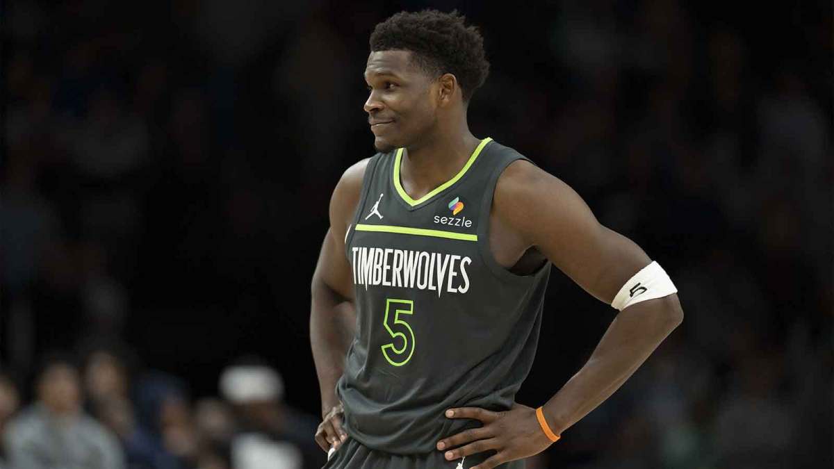 Is Anthony Edwards playing tonight? Timberwolves vs. Bucks injury report