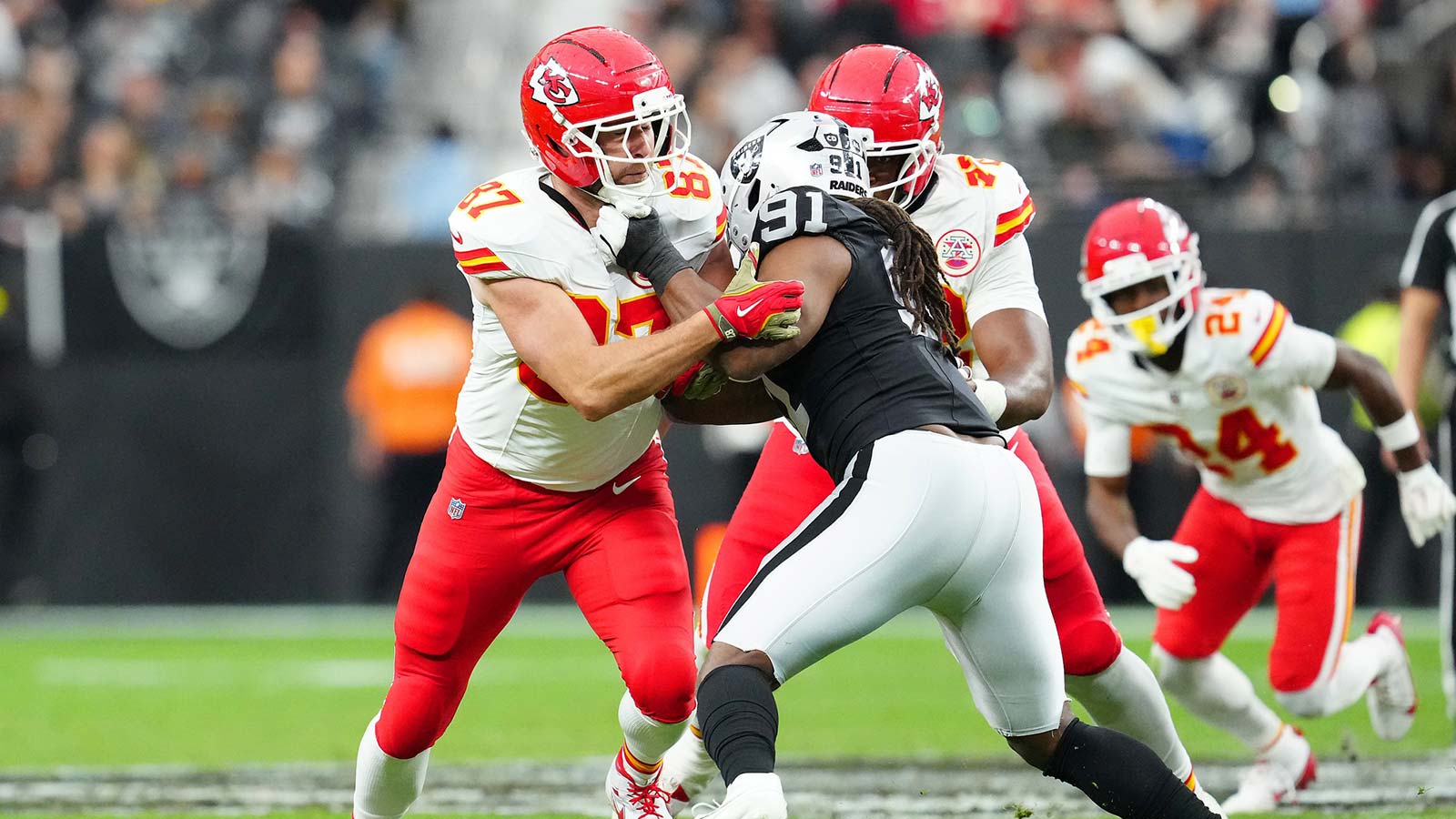 Chiefs news: Travis Kelce sounds off on looming retirement decision