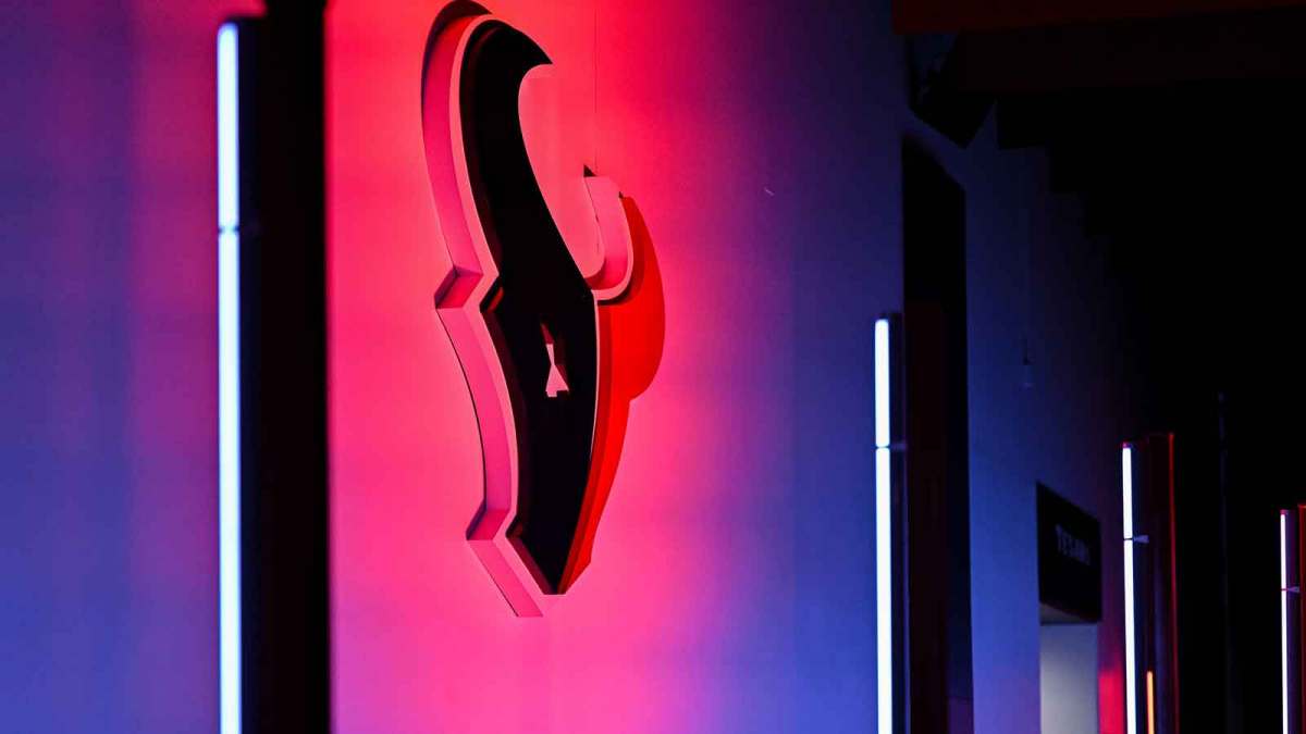 Texans news: Key defenders join Nico Collins on injury report for ...