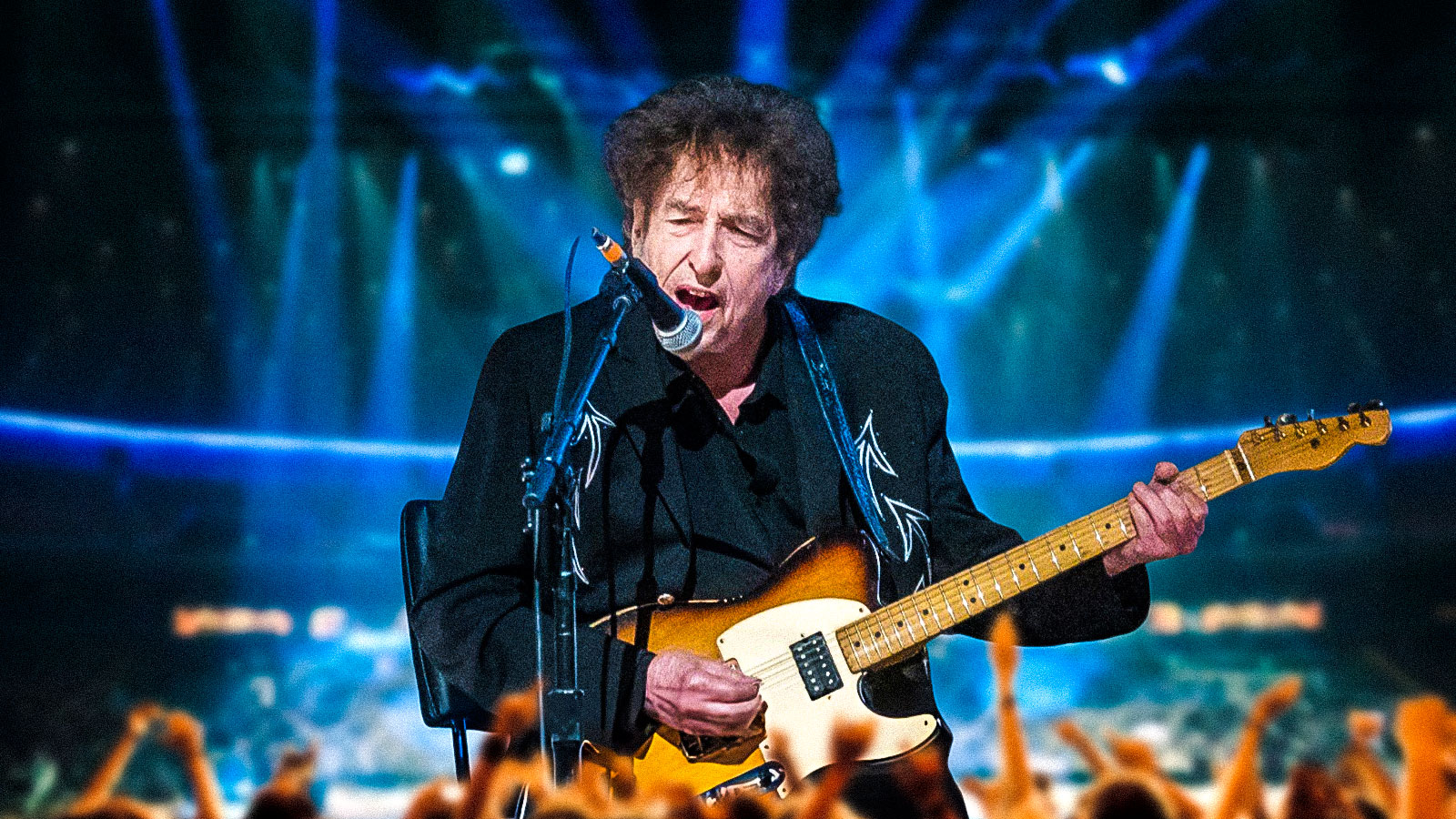 Bob Dylan announces special 1-night only show — could it end his 303 ...