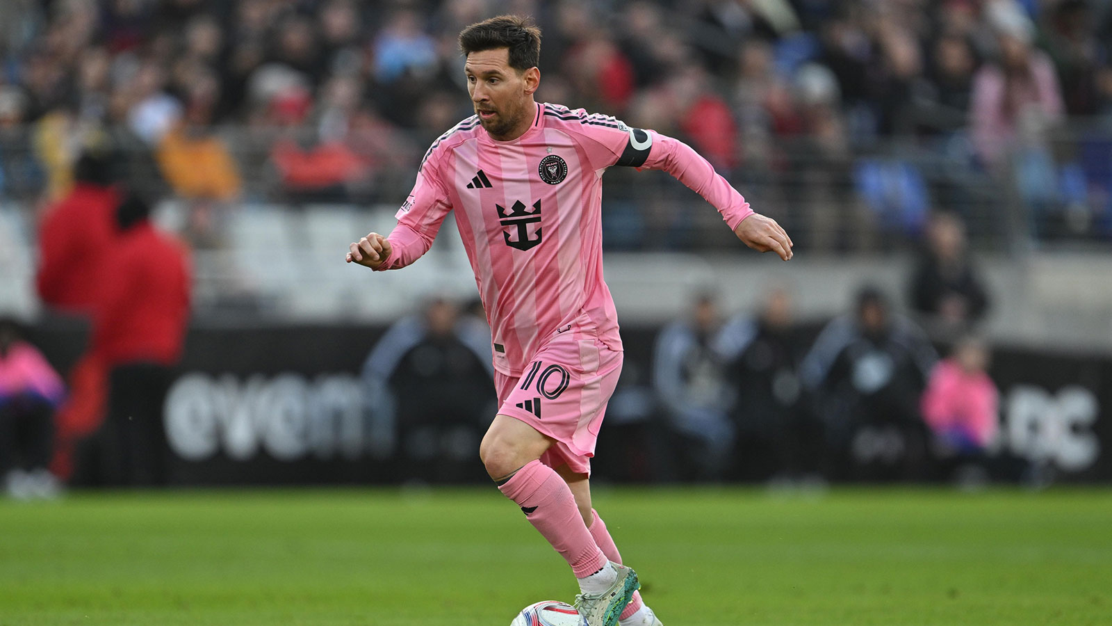 Barcelona news: Xavi Hernandez reveals why Lionel Messi's comeback was ...