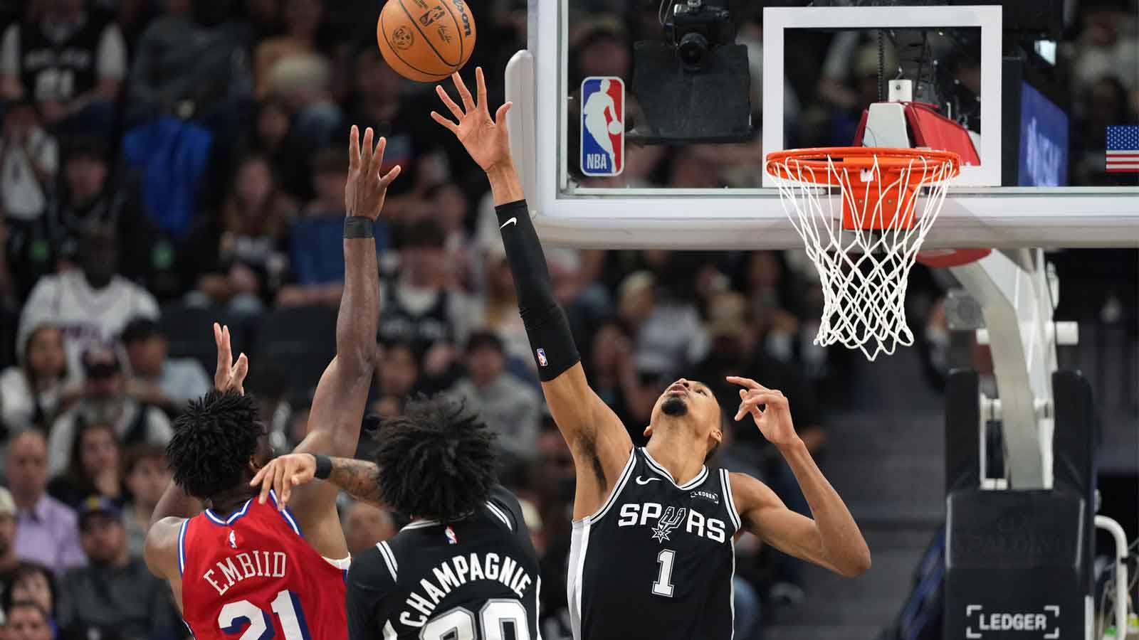 76ers news: Philly bench can't believe Joel Embiid's stepback vs ...