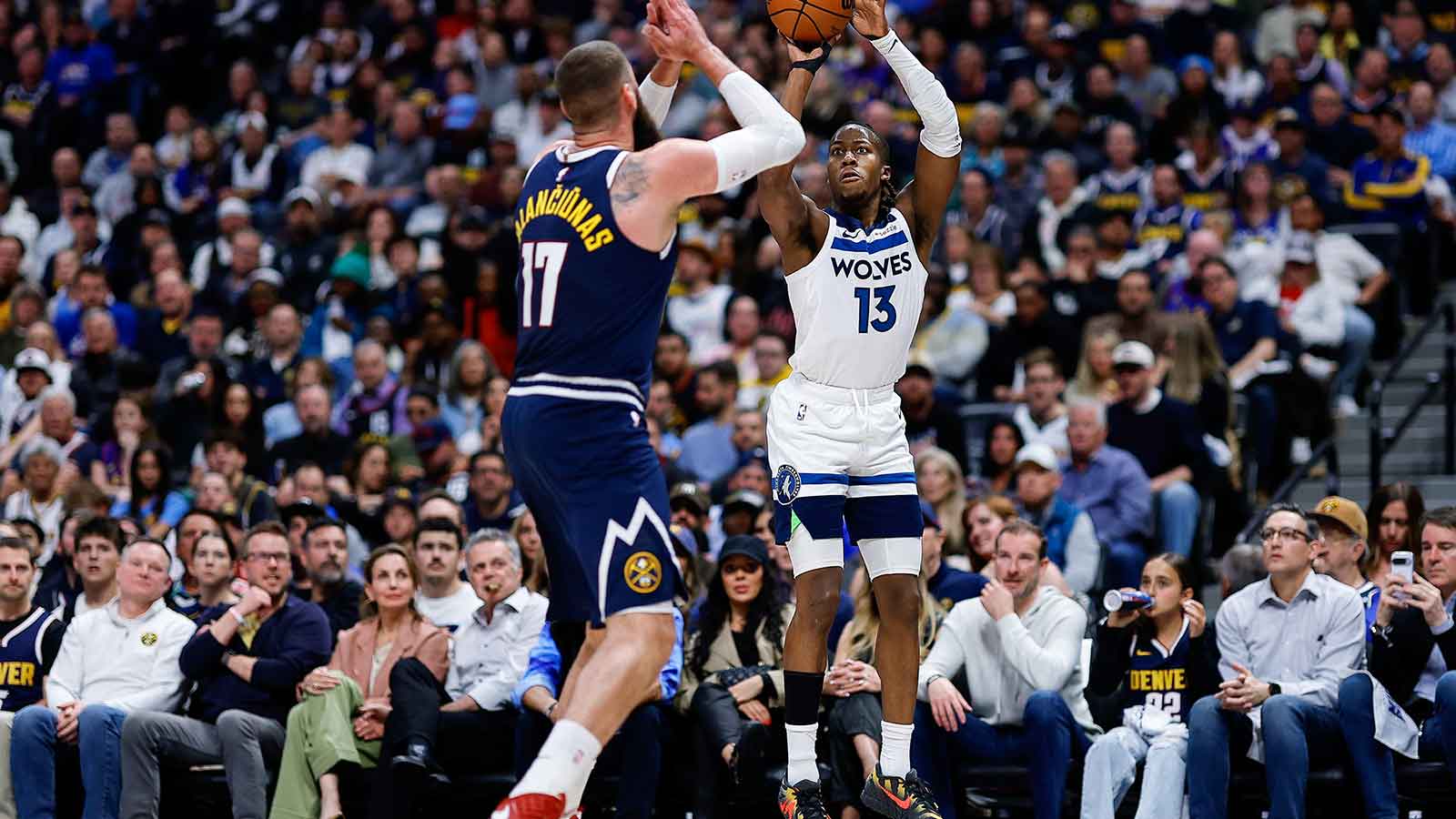 Timberwolves news: Ayo Dosunmu flaunts home court advantage