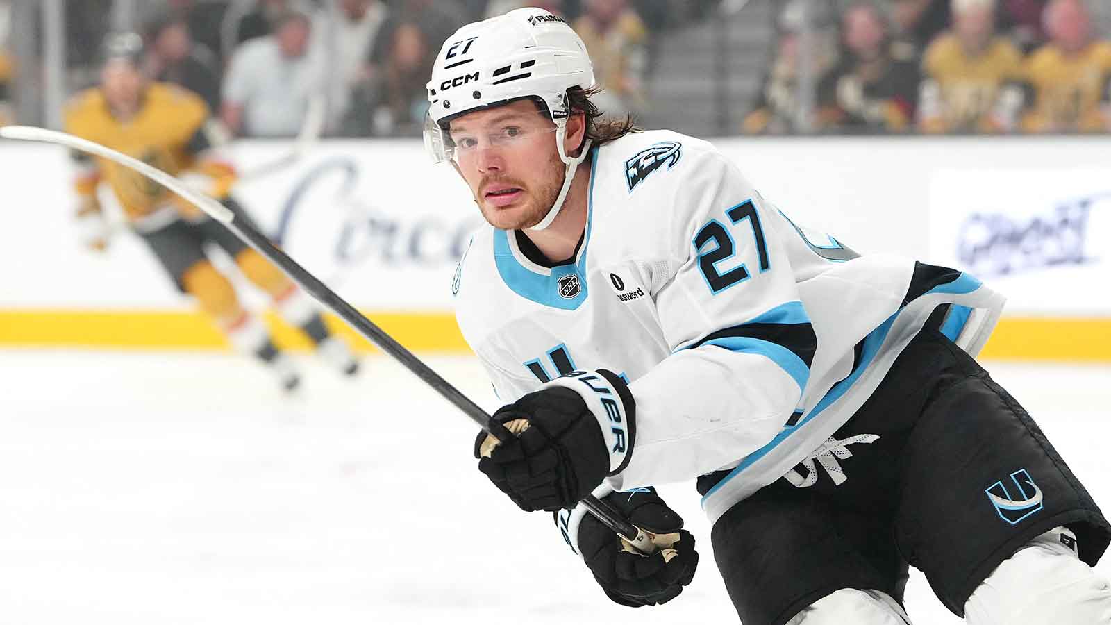 Mammoth news: Barrett Hayton makes Utah playoff debut vs. Golden Knights