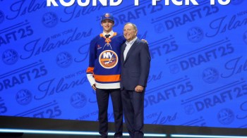 Islanders news: Wayne Gretzky makes Hart Trophy case for Matthew Schaefer