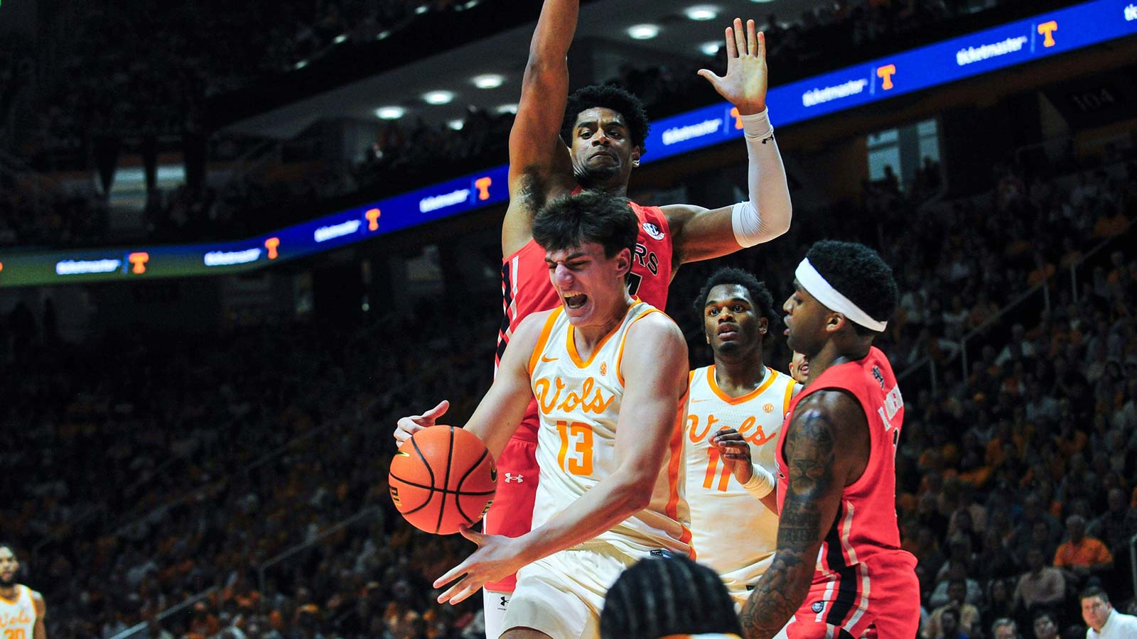 Top 3 JP Estrella transfer destinations after Tennessee departure