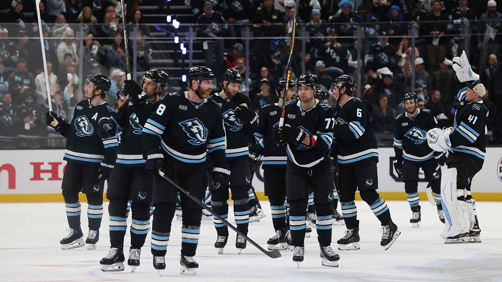 Mammoth news: Utah gives fans their flowers after 1st ever home playoff win