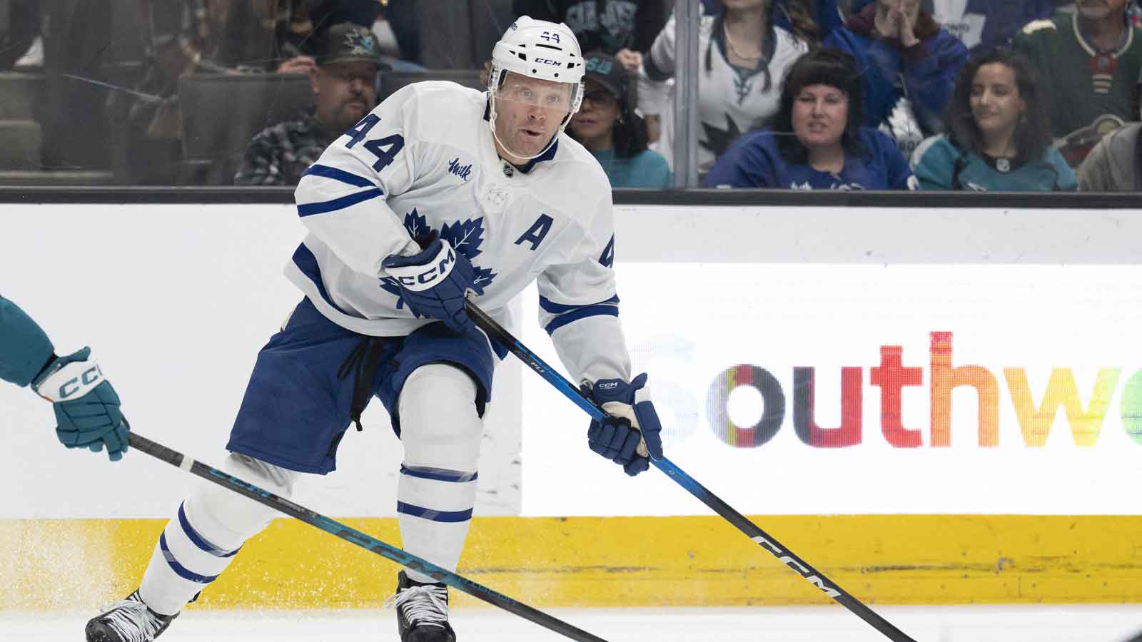 2 early Canucks trade targets after missing 2026 Stanley Cup Playoffs