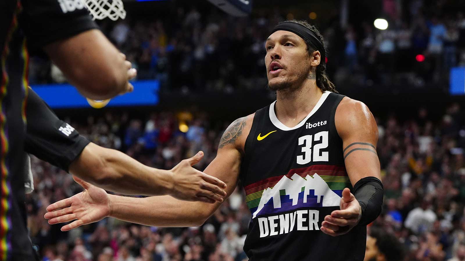 Is Aaron Gordon playing tonight? Nuggets vs. Timberwolves Game 4 injury ...