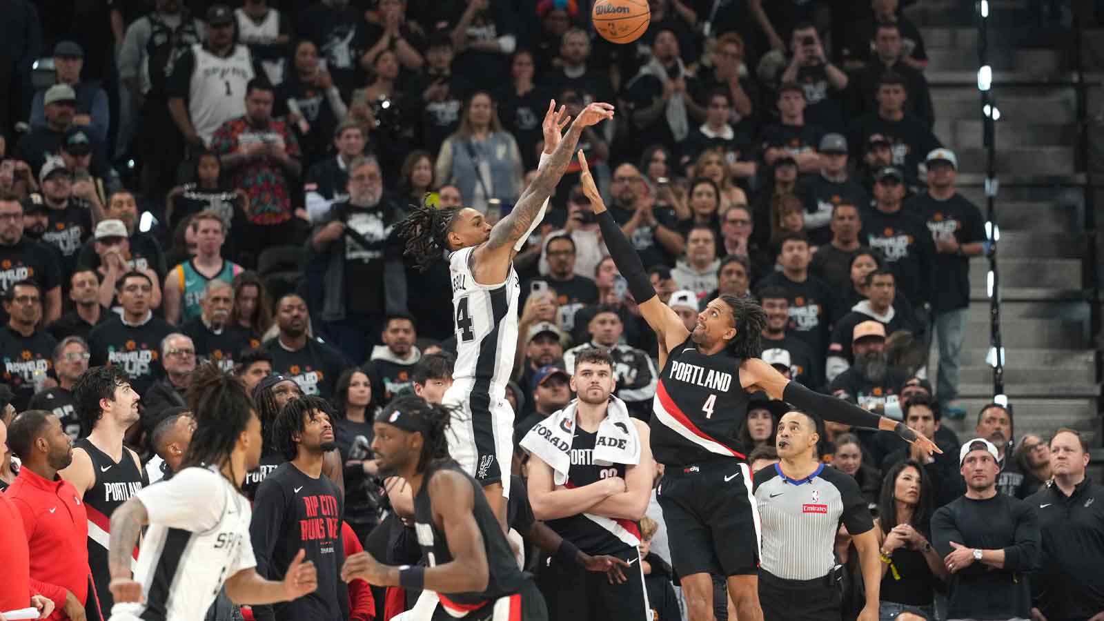 Blazers news: Fans erupt with reactions to Game 2 stunner vs. Spurs