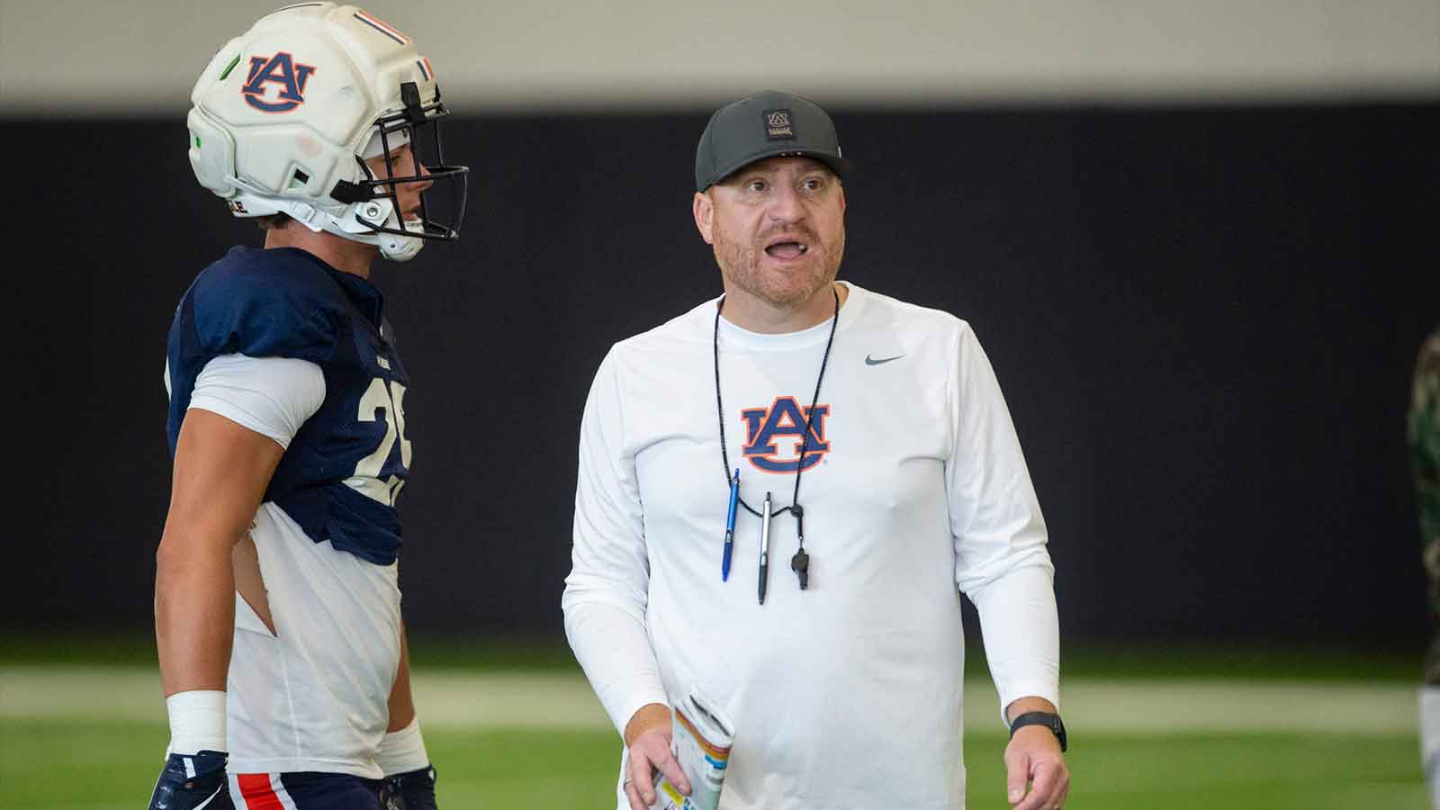 Auburn football news: Alex Golesh sounds off on Curt Cignetti comparisons