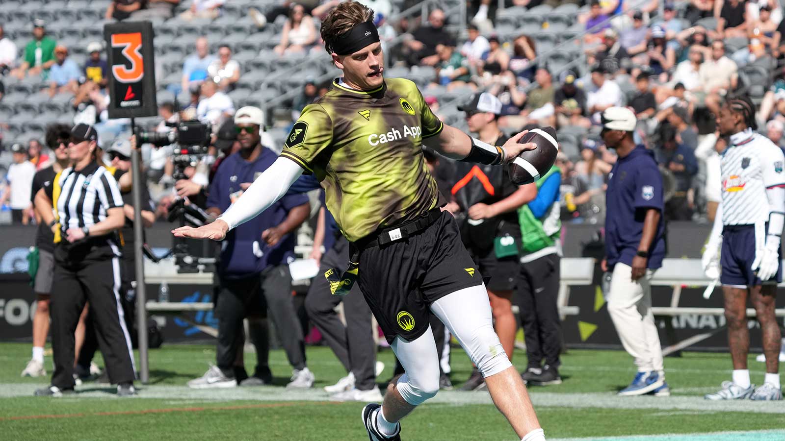 Bengals news: Joe Burrow at offseason program has fans dunking on haters