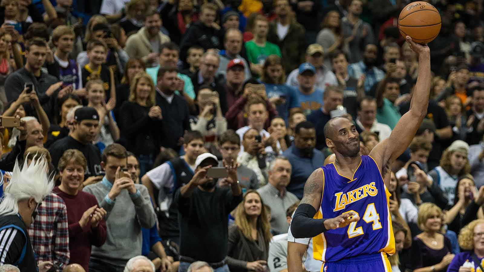 NBA news: Tim Hardaway Sr. picks dream Kobe Bryant, Michael Jordan 1-on ...