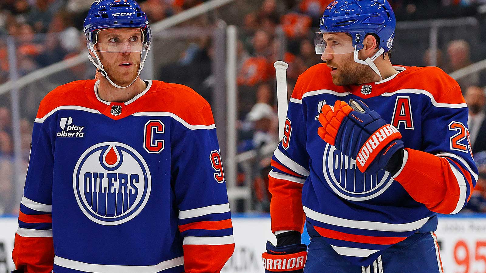 Oilers news: Stan Bowman says McDavid, Draisaitl won't choose coach