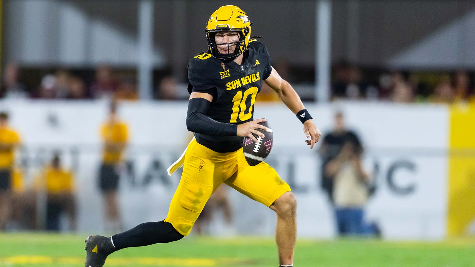 LSU football news: Tigers fans will love Lane Kiffin's Sam Leavitt ...