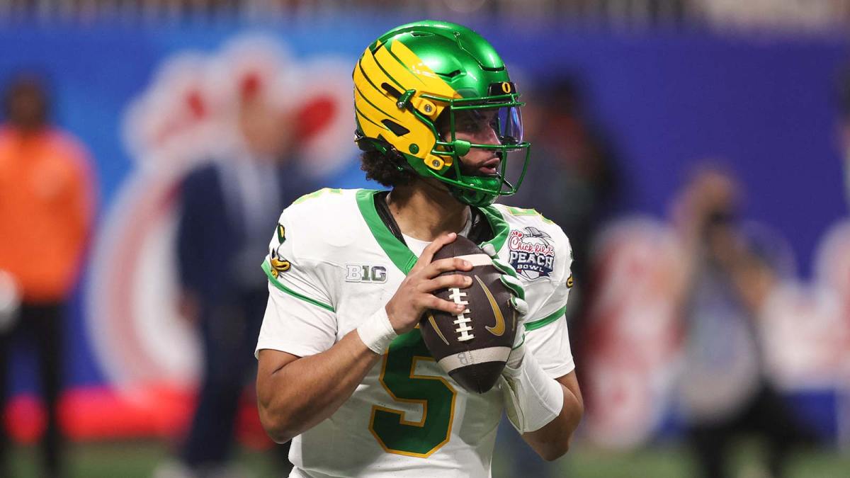Oregon football news: Dante Moore breaks silence on decision to return ...
