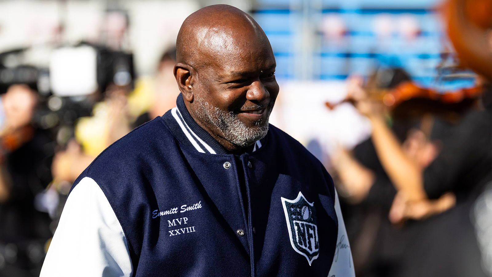 Cowboys news: Emmitt Smith fires back at Dak Prescott haters
