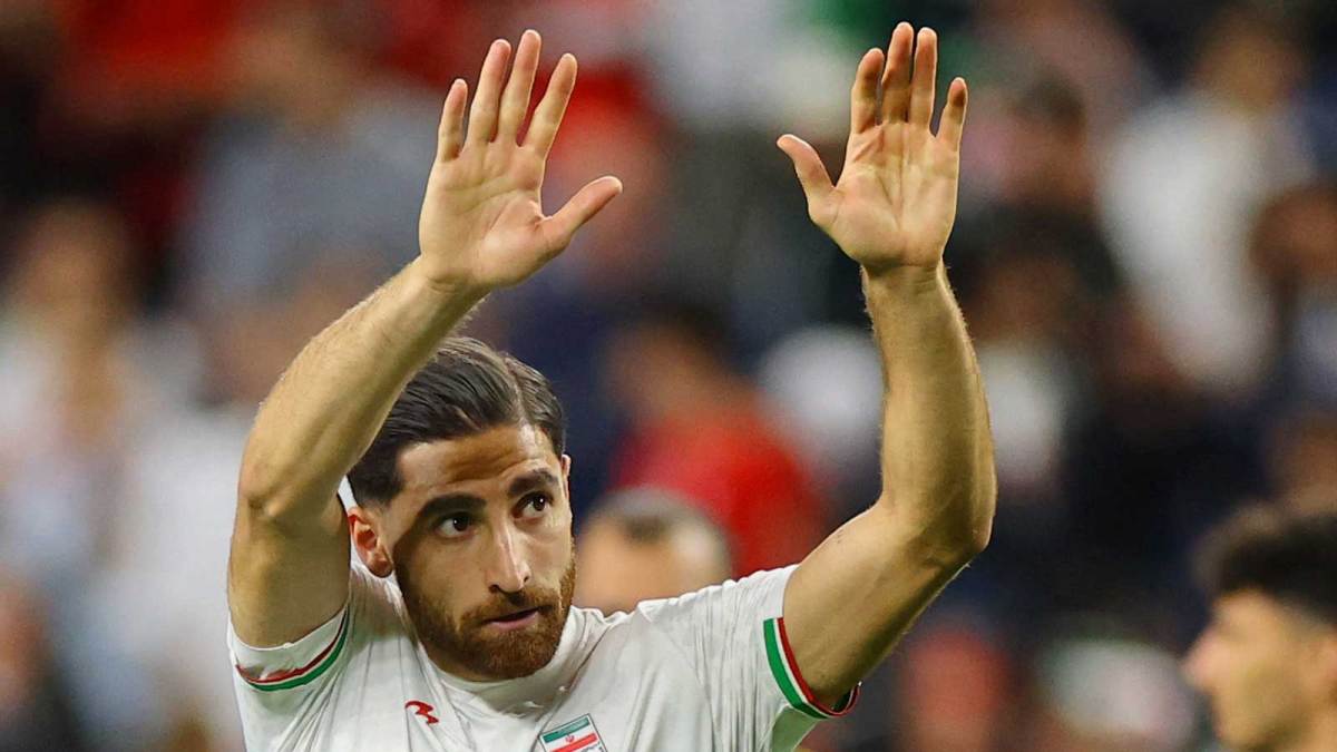 World Cup news: Iran leaves handwritten note for 'peace' amid exit