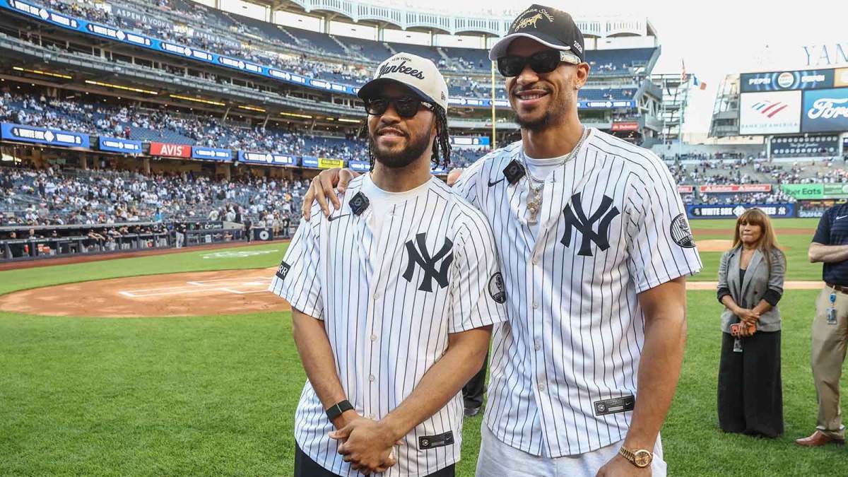Knicks news: Jalen Brunson, Josh Hart up to their usual shenanigans at ...