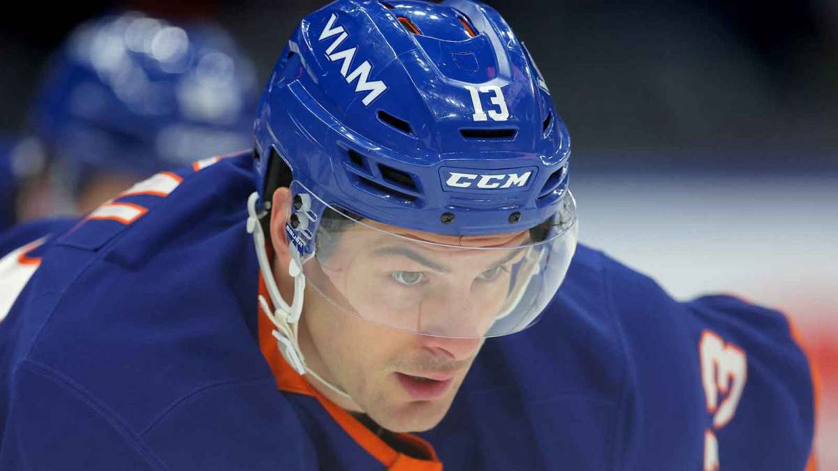 Islanders rumors: NY open to trading Mathew Barzal after sub-par season