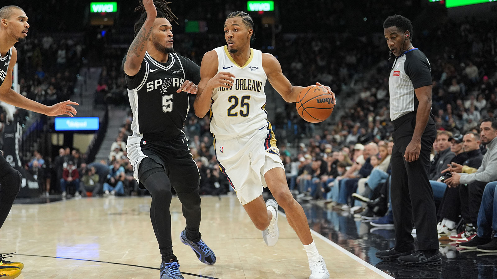 NBA rumors: Insider reveals Spurs' Trey Murphy III trade interest, but ...