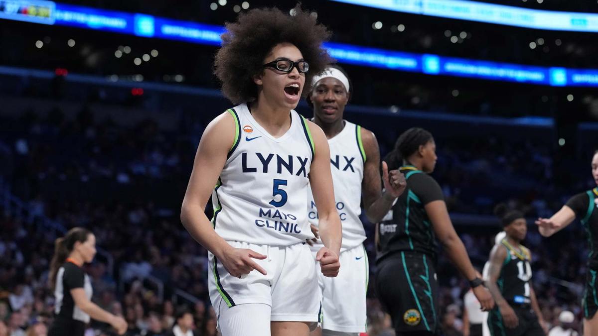 Lynx news: Olivia Miles joins extremely rare Paige Bueckers club