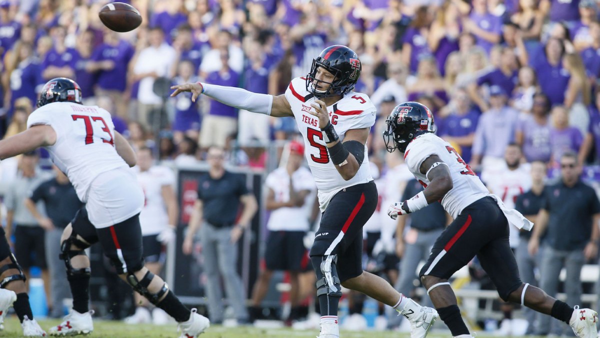 Texas news: Sarkisian ready for anything after Sorsby ruling, even Mahomes