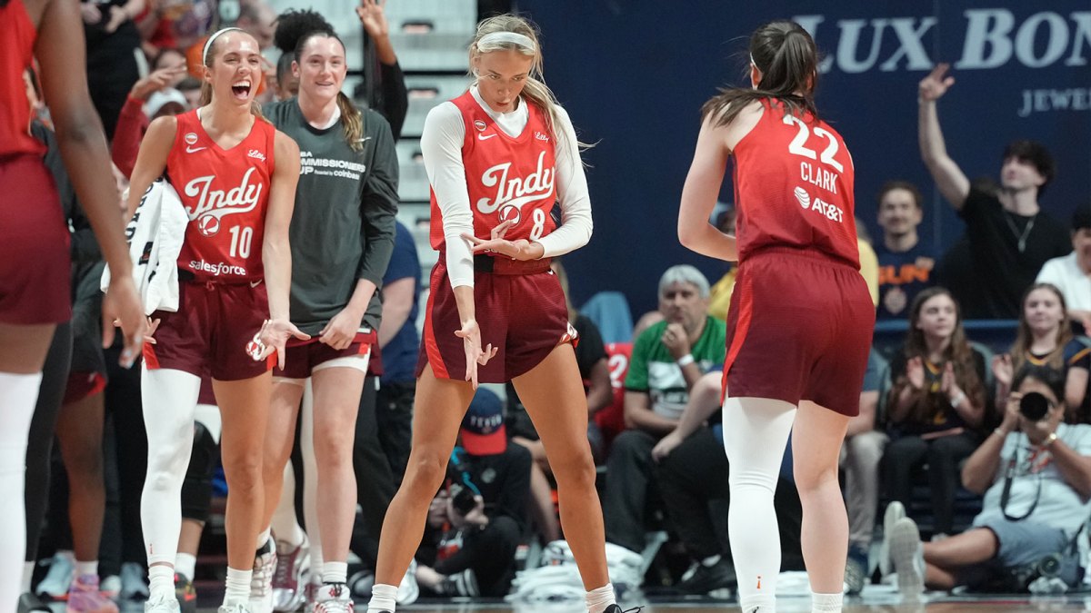 Fever news: Sophie Cunningham celebrates clutch heater to put down Sun