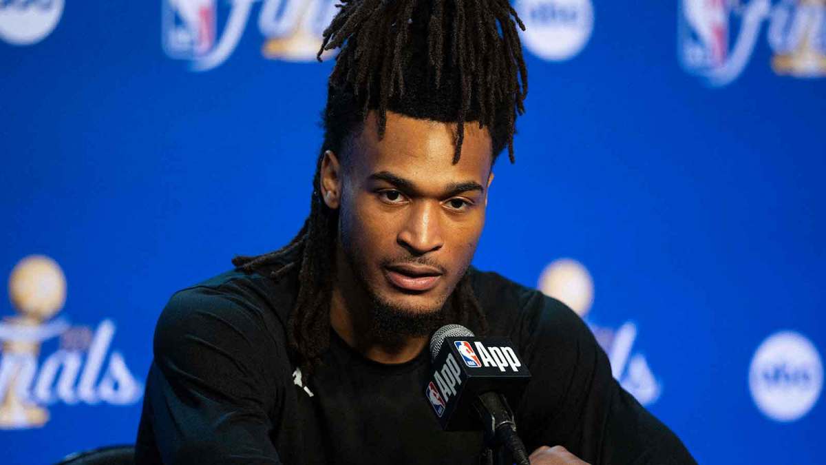Spurs news: Stephon Castle reveals key to slowing down Jalen Brunson in ...