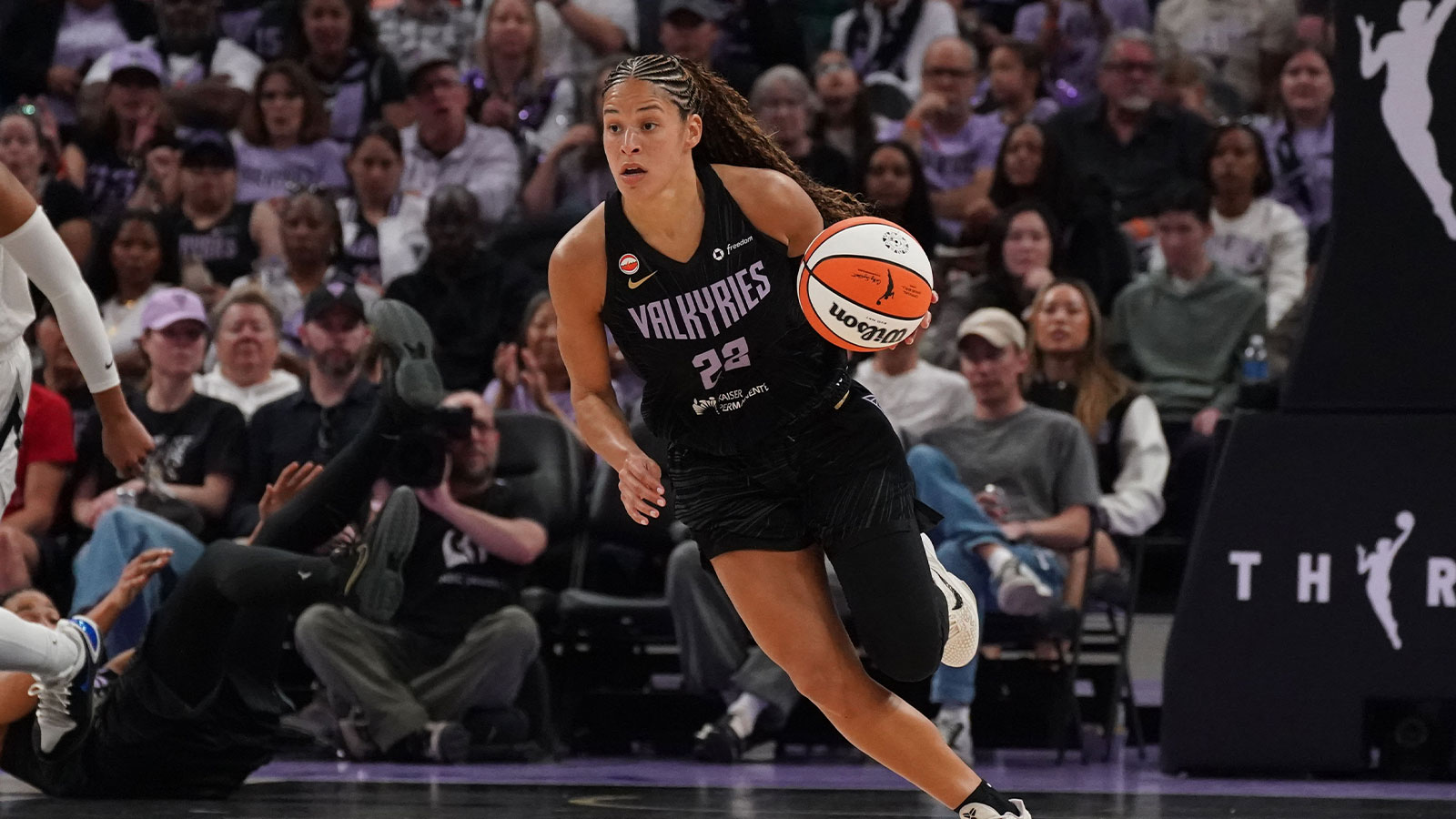 Valkyries news: Veronica Burton available vs. Fire despite injury