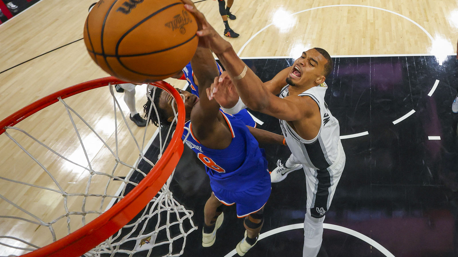 Spurs vs. Knicks 2026 NBA Finals Game 3 prediction, odds, pick