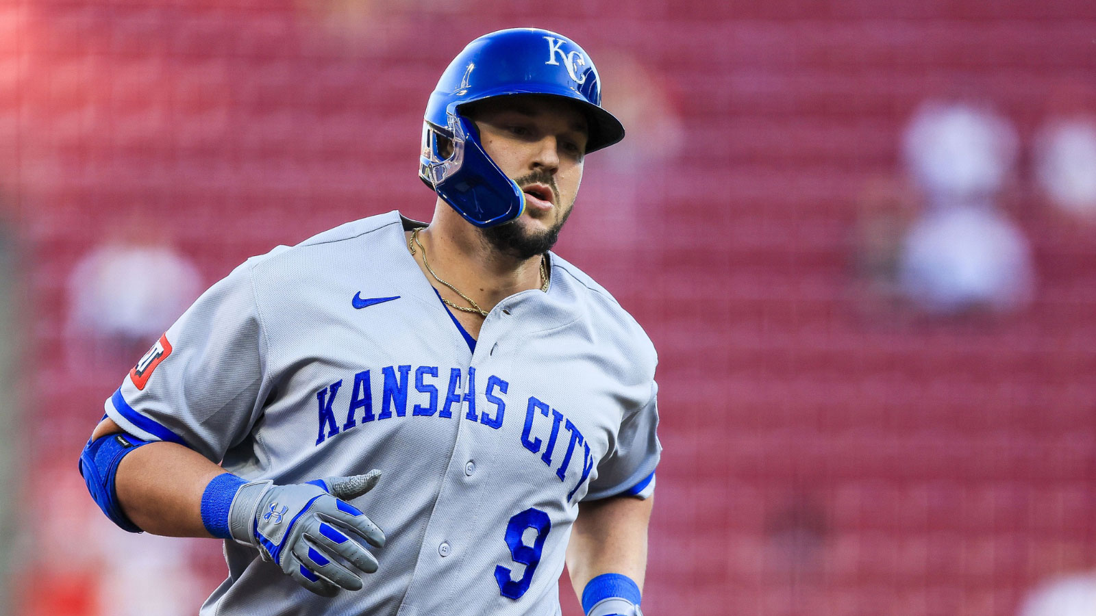 Royals new: Vinnie Pasquantino receives timeline after undergoing ...